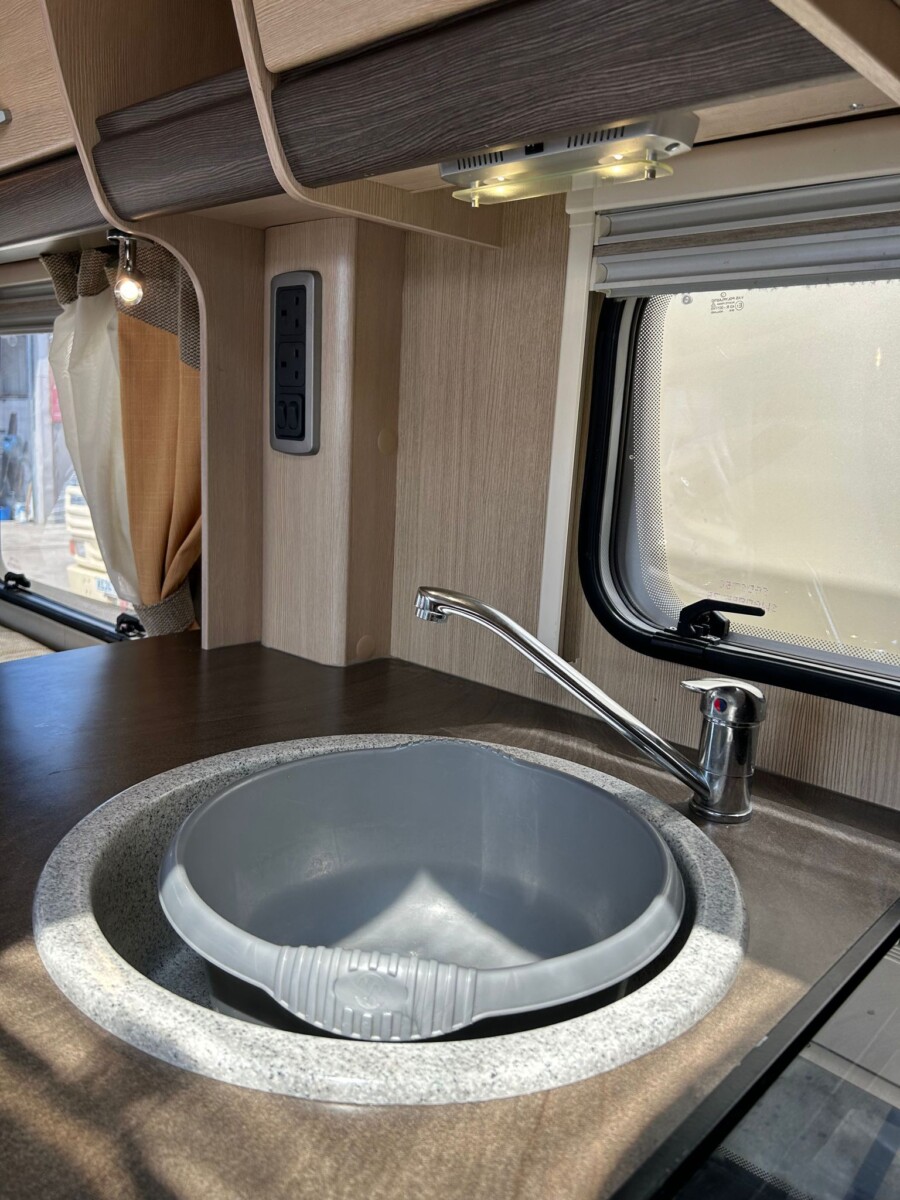 SOLD 2010 Sterling Eccles Ruby fixed bed single axle caravan $34995 ...