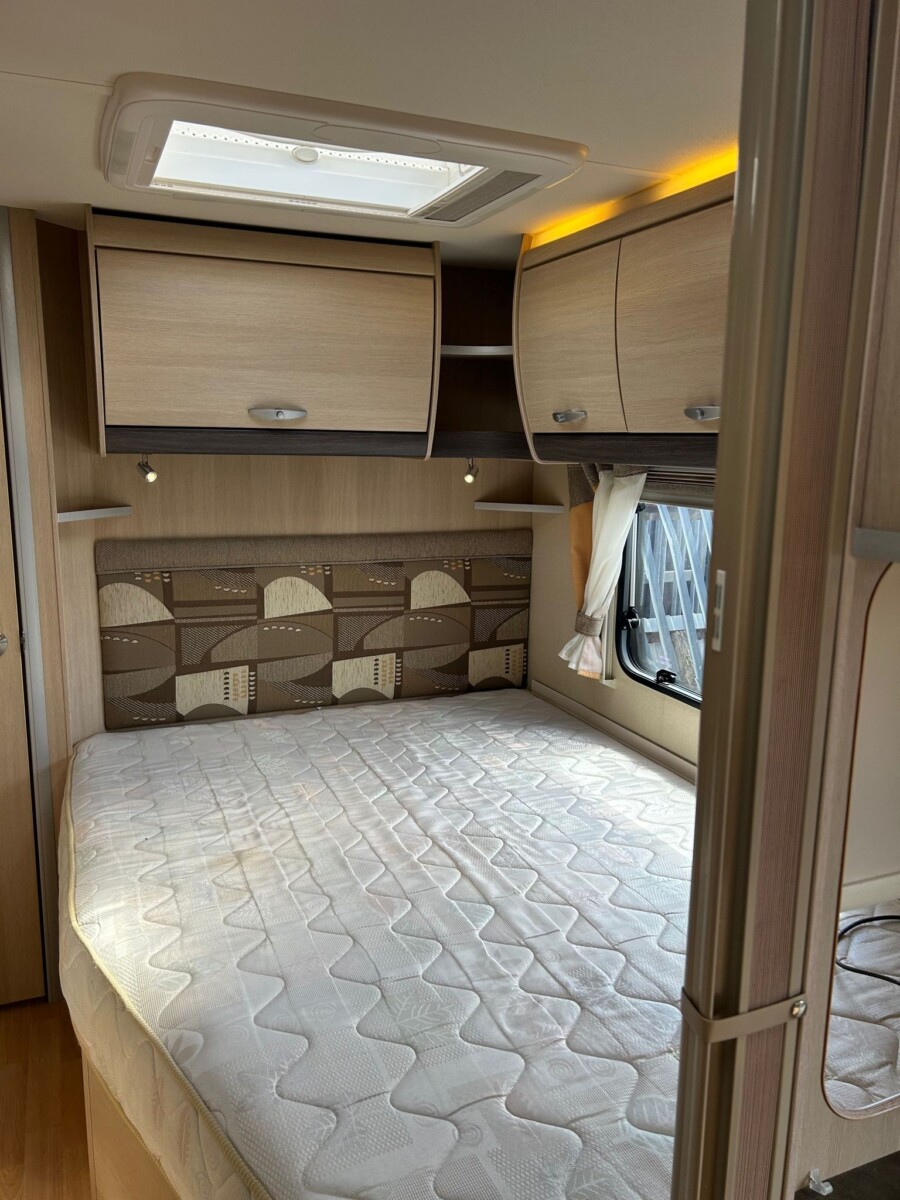 SOLD 2010 Sterling Eccles Ruby fixed bed single axle caravan $34995 ...